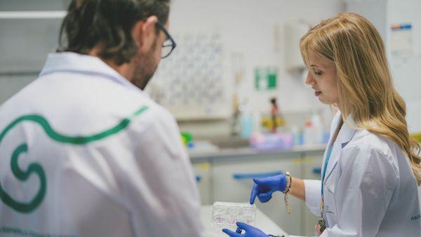 Más apoyo a los investigadores españoles y más financiación. De ello ...